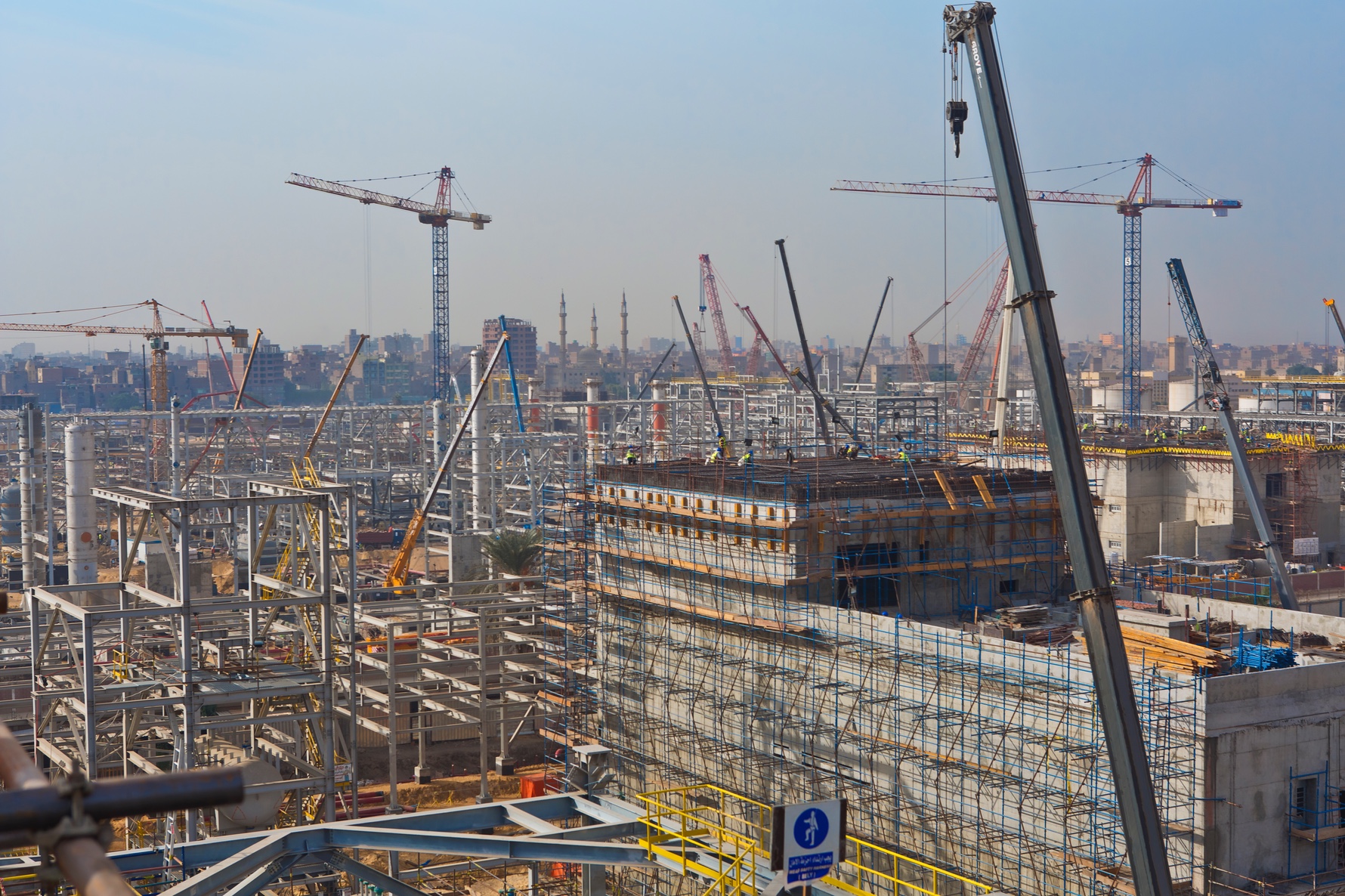 Qatar Petroleum announces the successful start-up of ERC’s refinery in ...